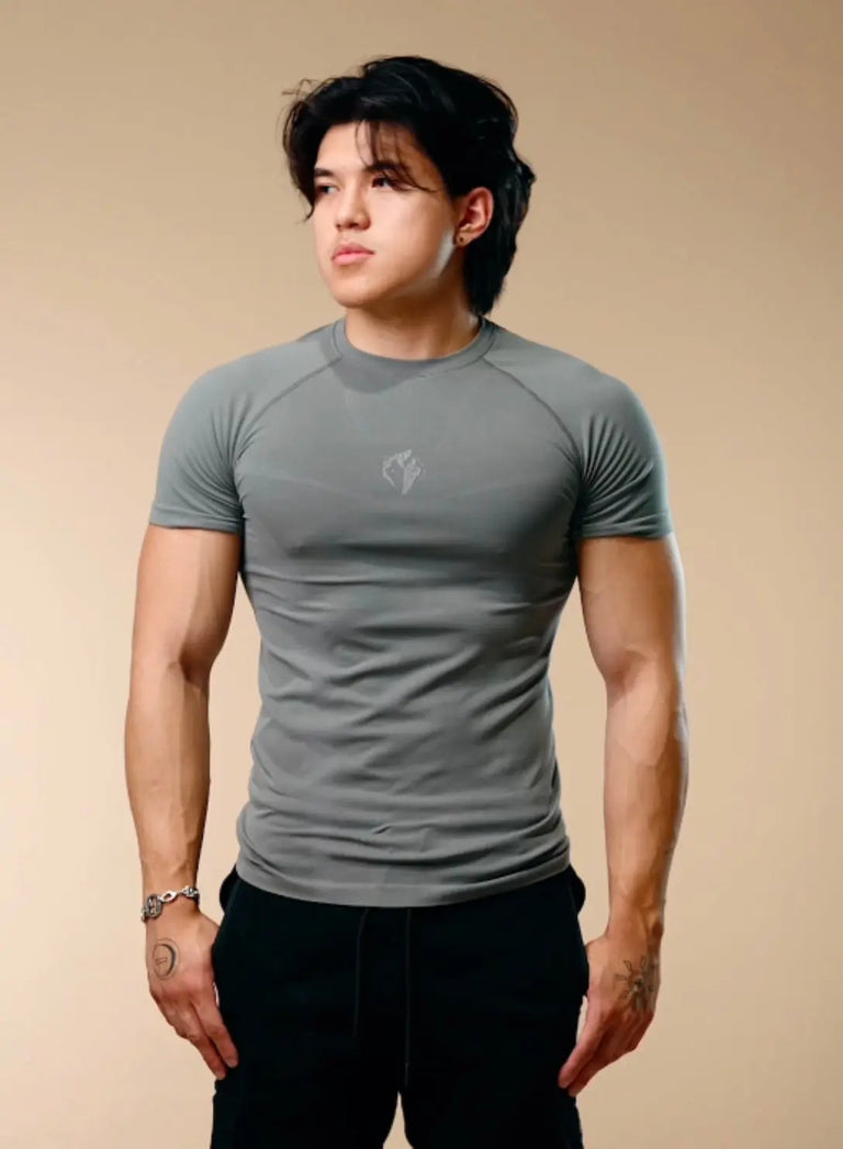 EVO Men's Seamless Compression Shirt – ekkovision